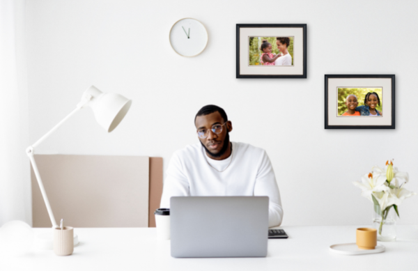 6 Decor Ideas to Brighten Up Your Office – FastFrame