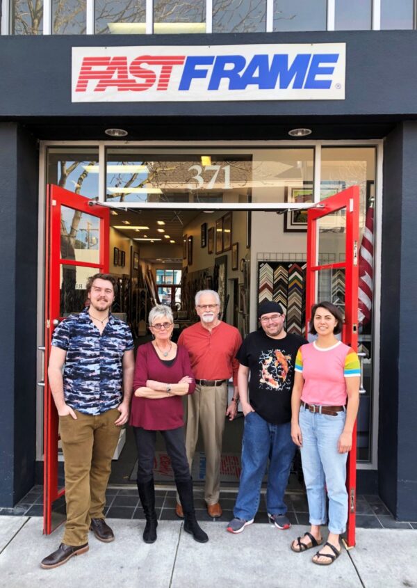 About Us – FastFrame