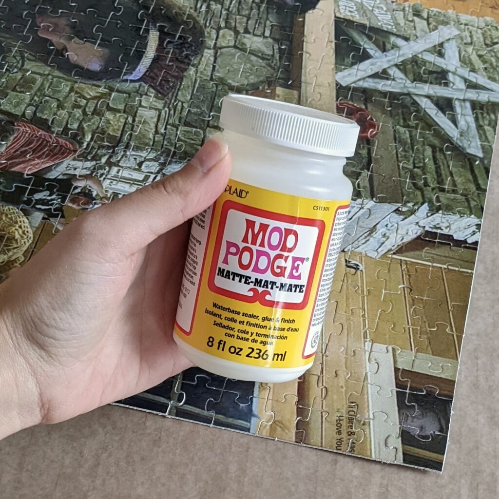 How to Seal a Puzzle for Easy Framing (5 Simple Steps) – FastFrame