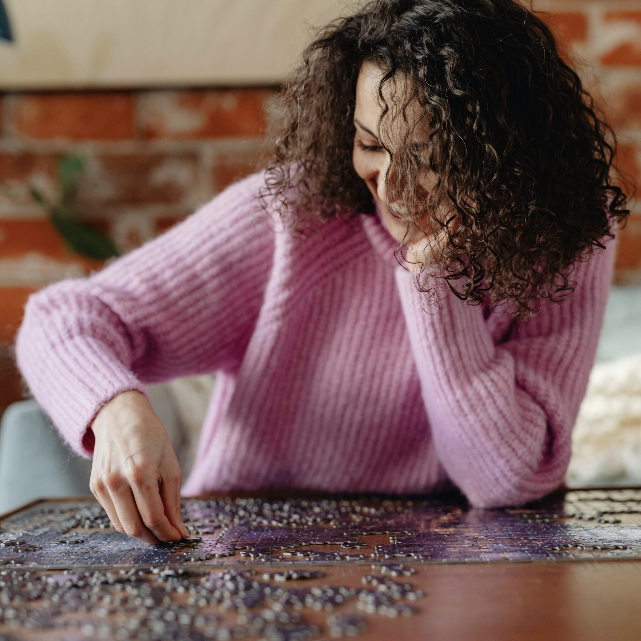 How to Seal a Puzzle for Easy Framing (5 Simple Steps) – FastFrame